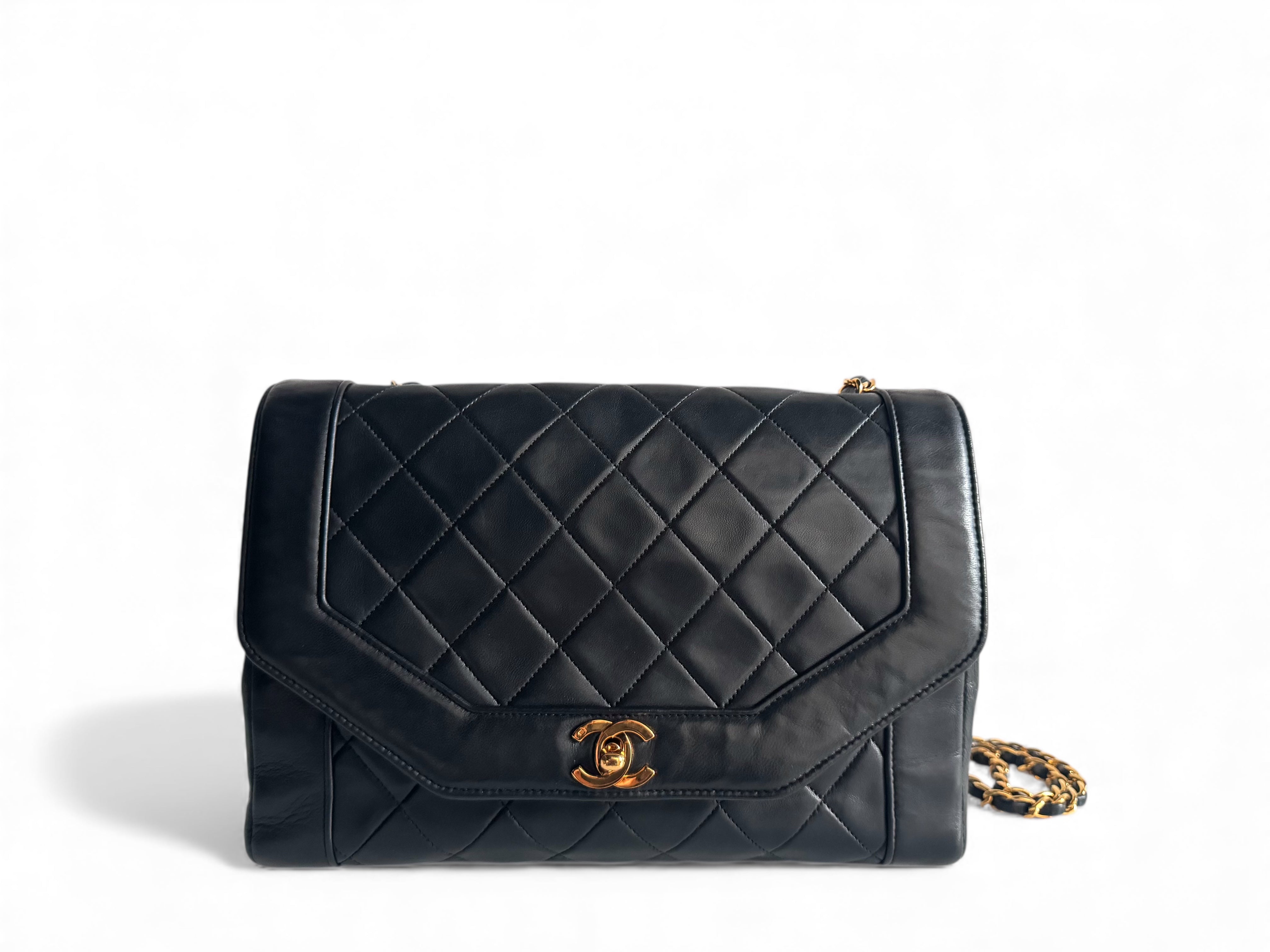 CHANEL Lambskin Black Flap Bag – Hannakiko